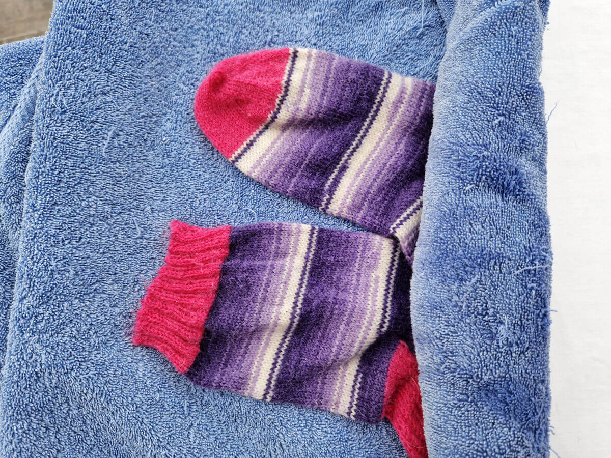 Blocking socks without sock blockers – Winwick Mum